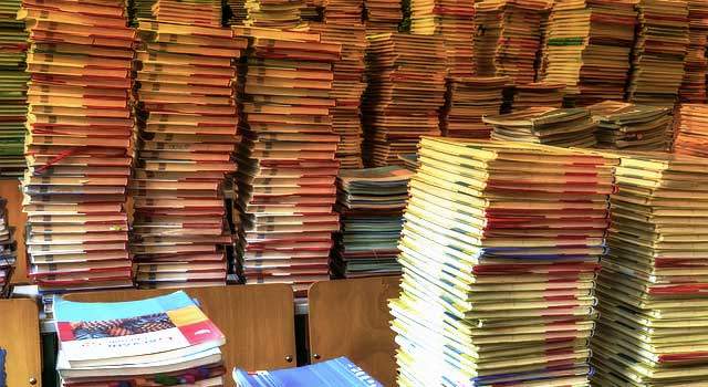 Bulk buy children's and teen reading books